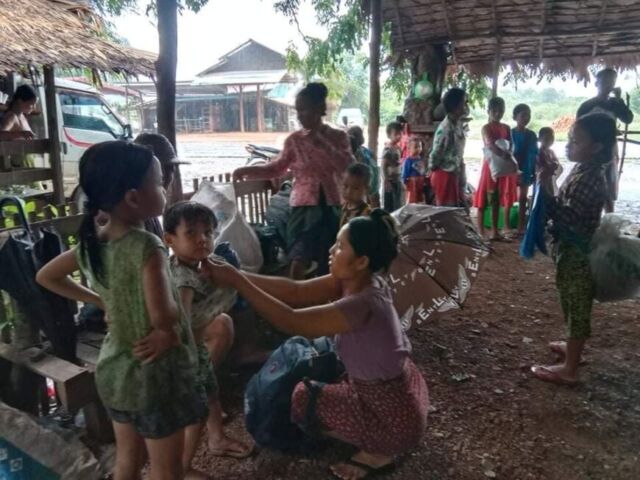 Heavy shelling displaces more than 3,000 people from four villages in ...